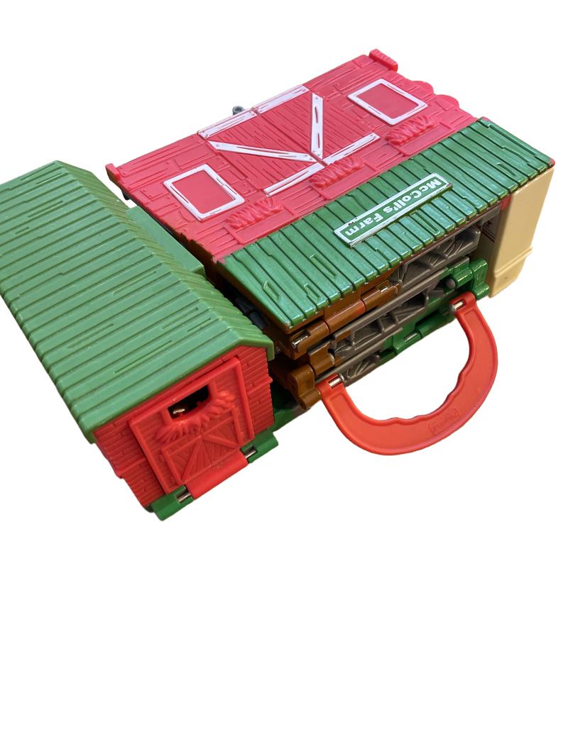 Preloved Toys - Thomas And Friends McColl's Farm Folding Farm Play Set ...